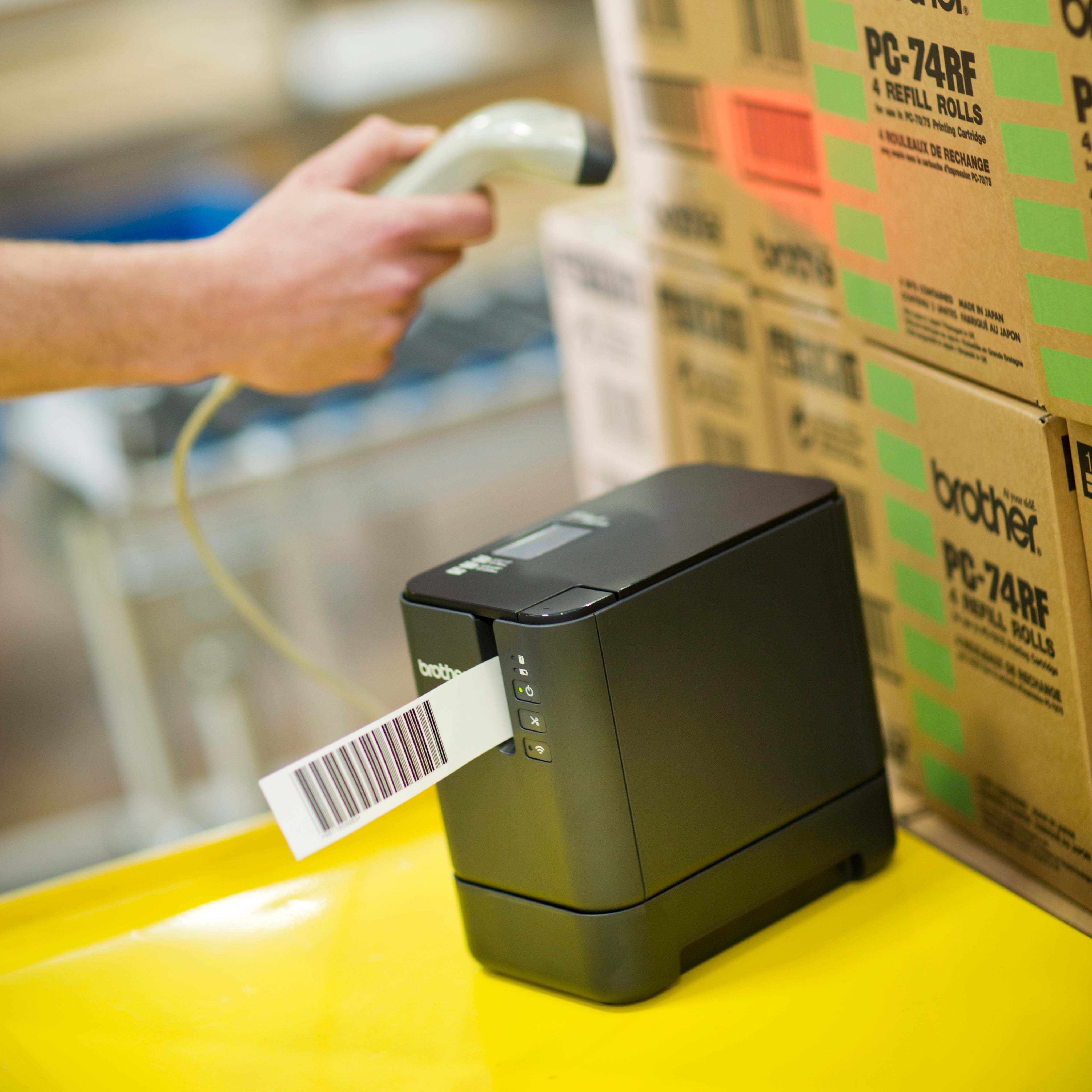 PT-P900W Professional Desktop Label Printer | Brother Australia