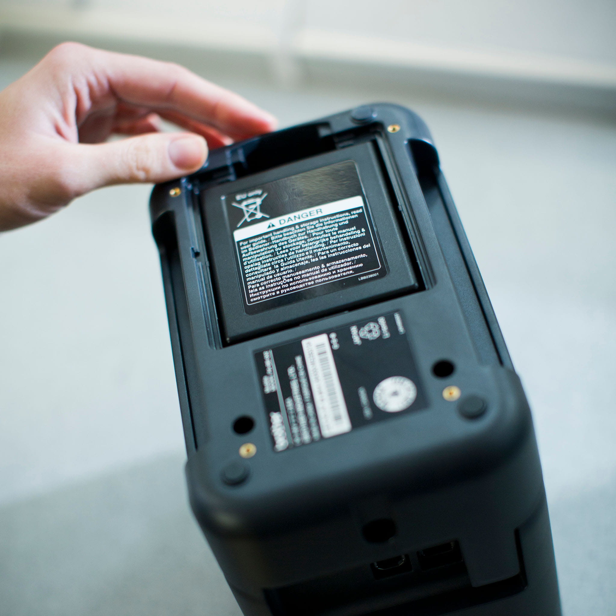 PT-P900W Professional Desktop Label Printer | Brother Australia