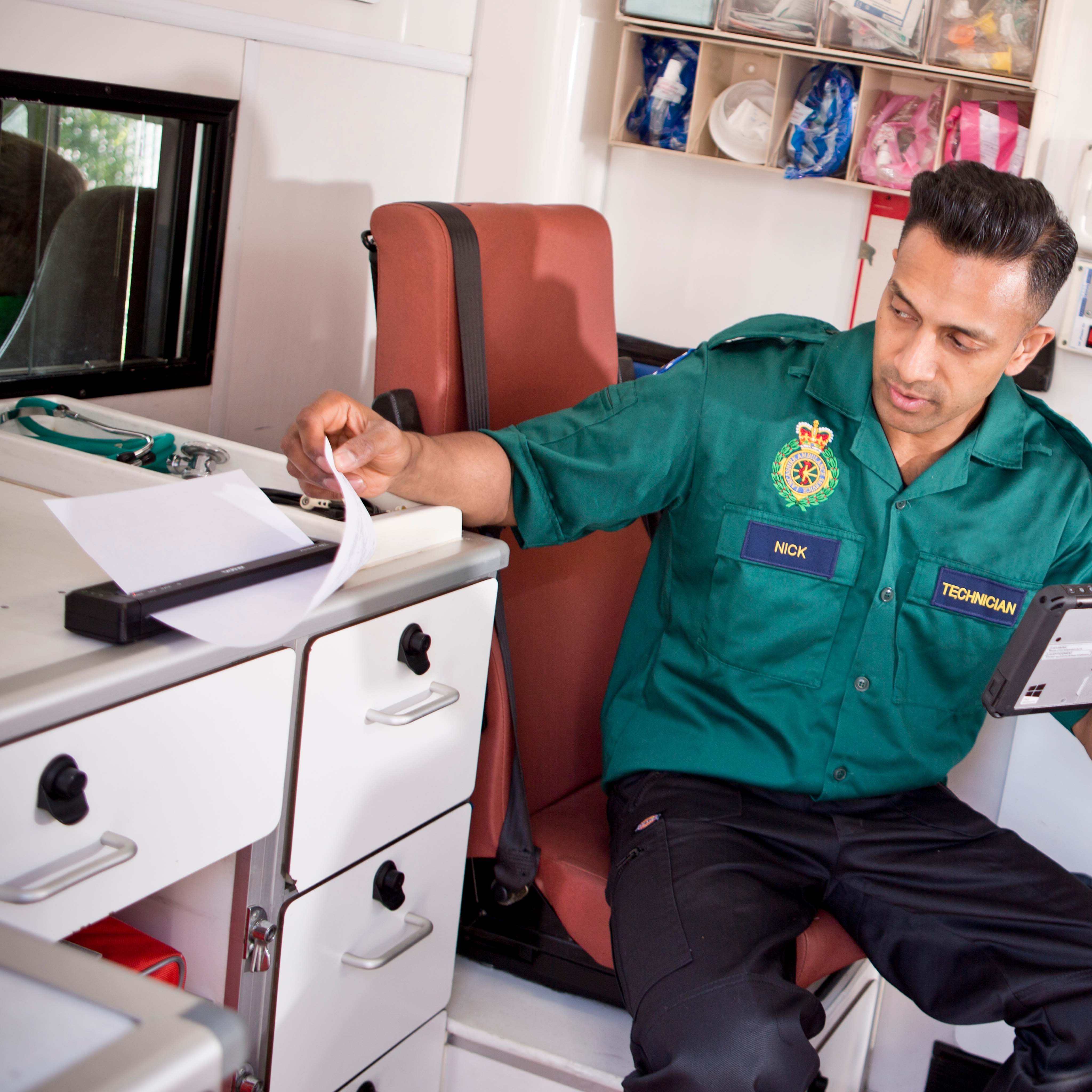 PJ-763 Portable Printer -Bundle-Pack | Brother Australia