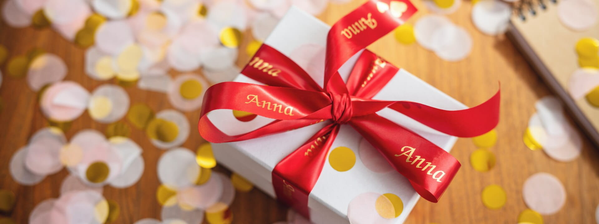 How to Add a Personal Touch to Your Christmas Gifts